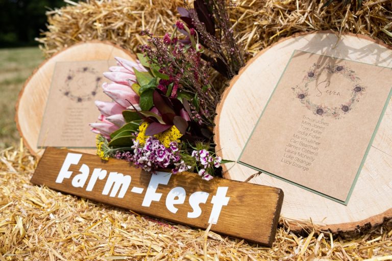 Farm-Fest... DIY Farm Wedding! ⋆ Unconventional Wedding