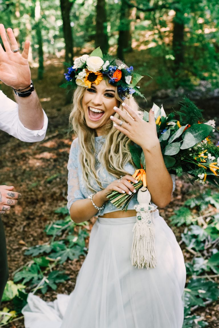 Wild Wedding! What Is A Micro-Wedding? ⋆ Unconventional Wedding