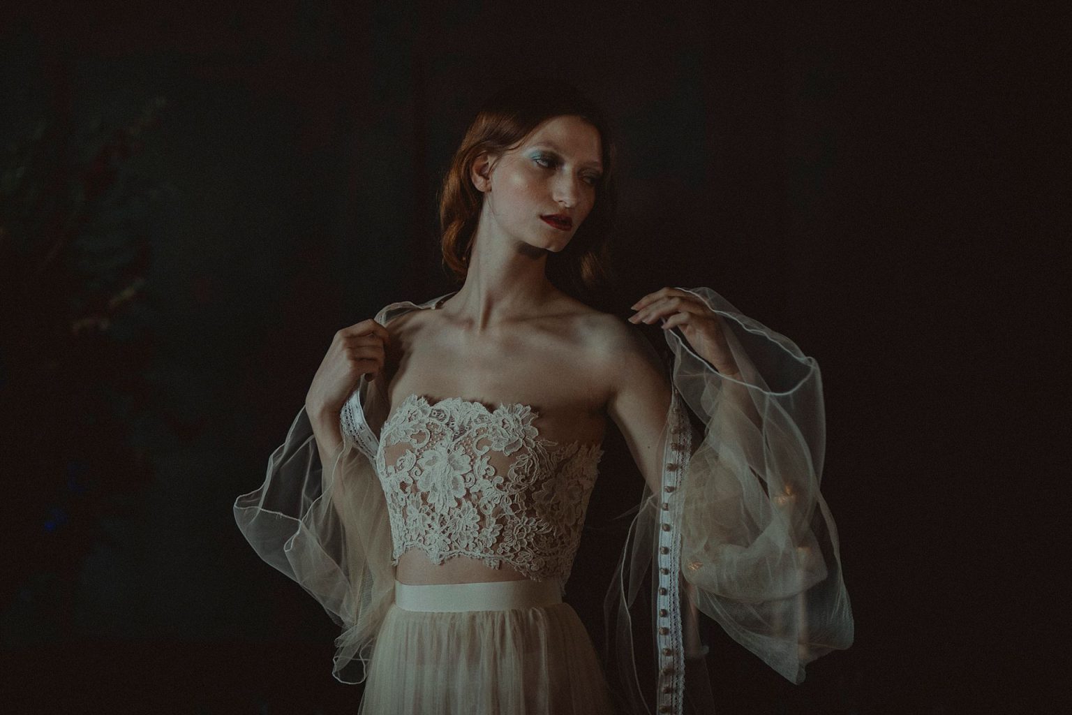 Timeless, Decadent Wedding Inspiration- Moody Elegance! ⋆ ...