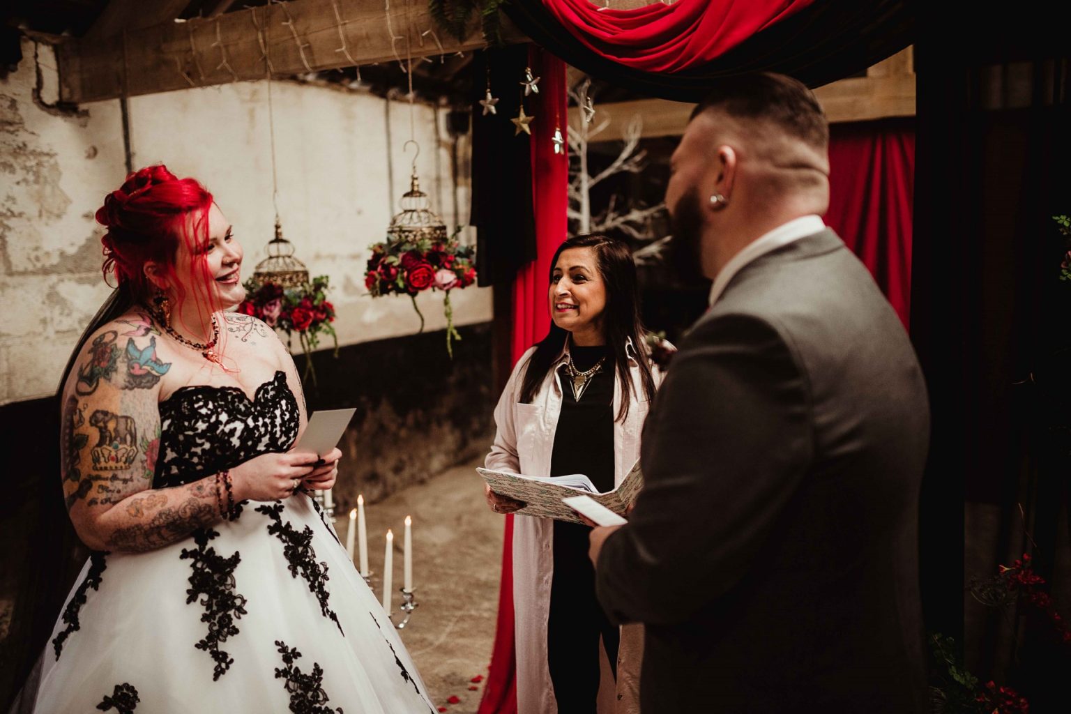 Lady Red- Gothic Wedding Inspiration with a Fairytale Twist ⋆ ...