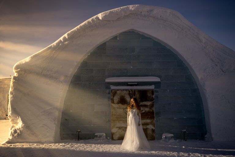 Breathtaking Winter Wedding at Icehotel, Sweden ⋆ Unconventional Wedding