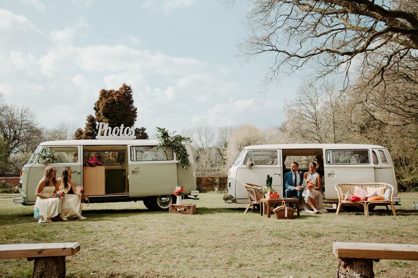 Festival Drive In Wedding - Camper Van Fabulousness! ⋆ Unconventional ...