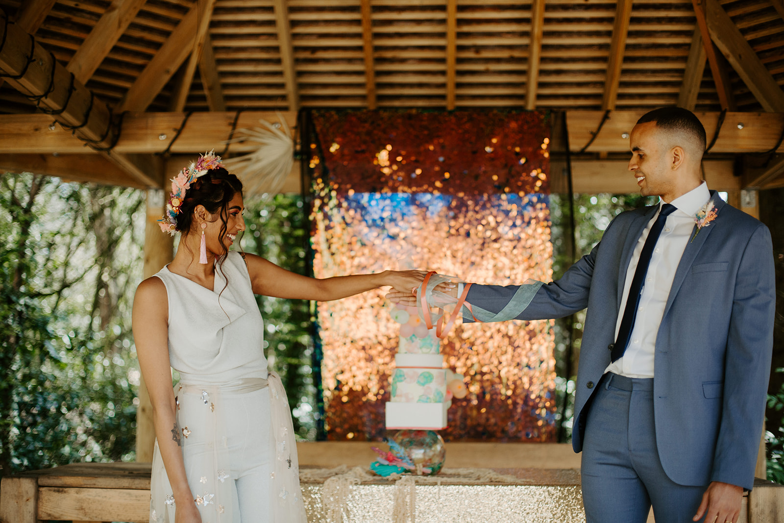 Festival Drive In Wedding - Camper Van Fabulousness! ⋆ Unconventional ...