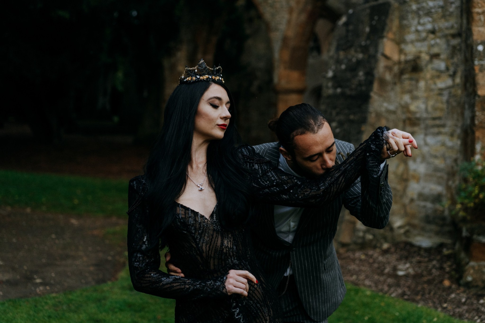 An Addams Family Wedding - When Gomez Married Morticia ⋆ Unconventional ...
