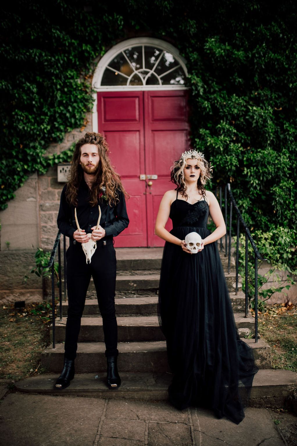 Modern Gothic Wedding Ideas ⋆ Unconventional Wedding