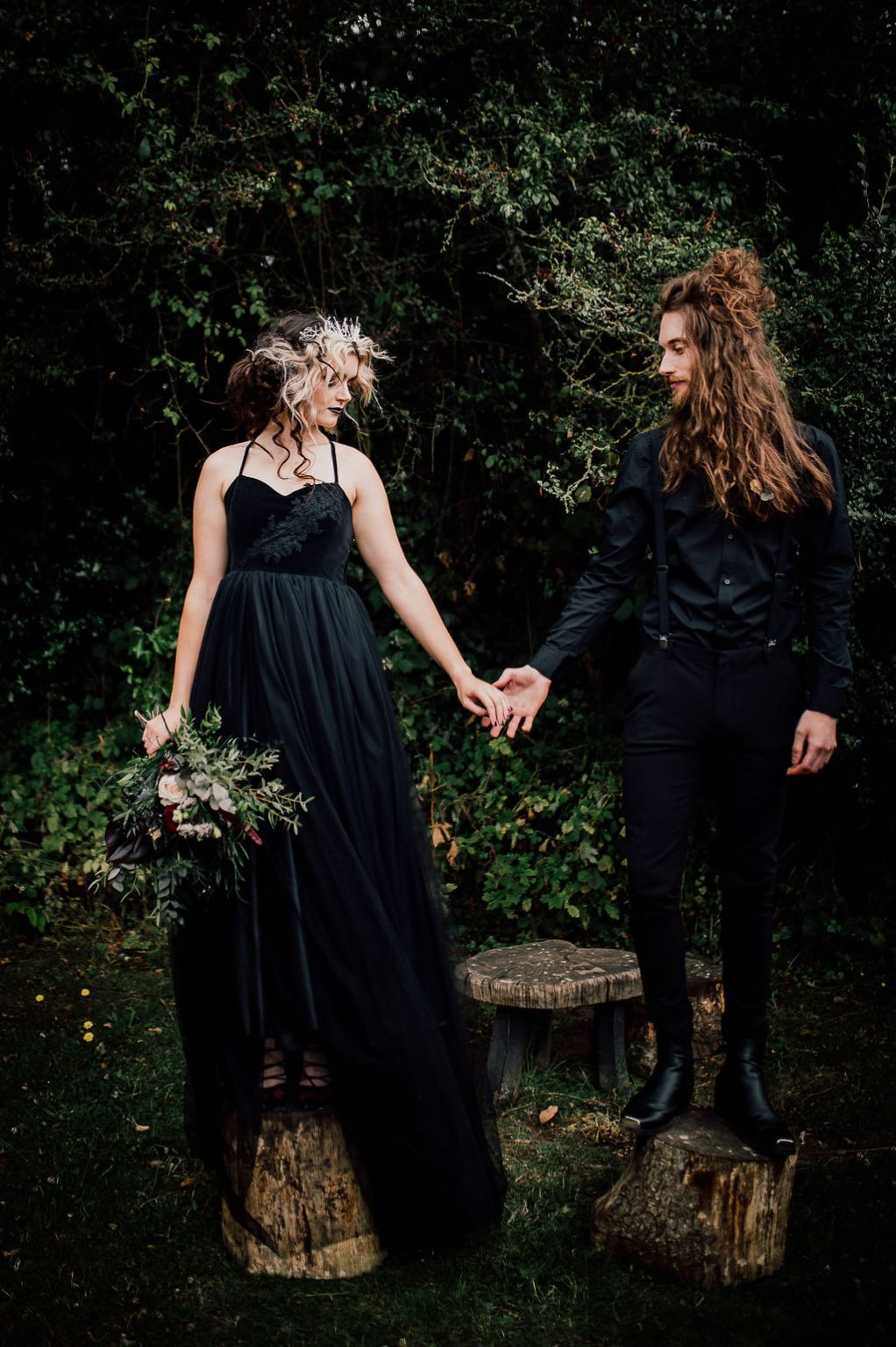 Modern Gothic Wedding Ideas ⋆ Unconventional Wedding