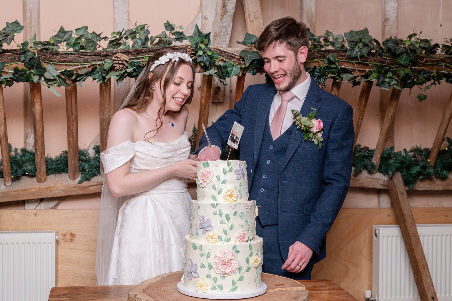Fiona & Lee’s Magical Medieval Wedding ⋆ Unconventional Wedding